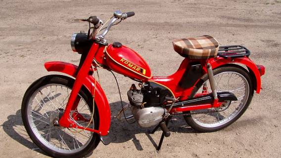 Kto jeździł kultowym komarkiem? Nie było lepszej maszyny | Pikio